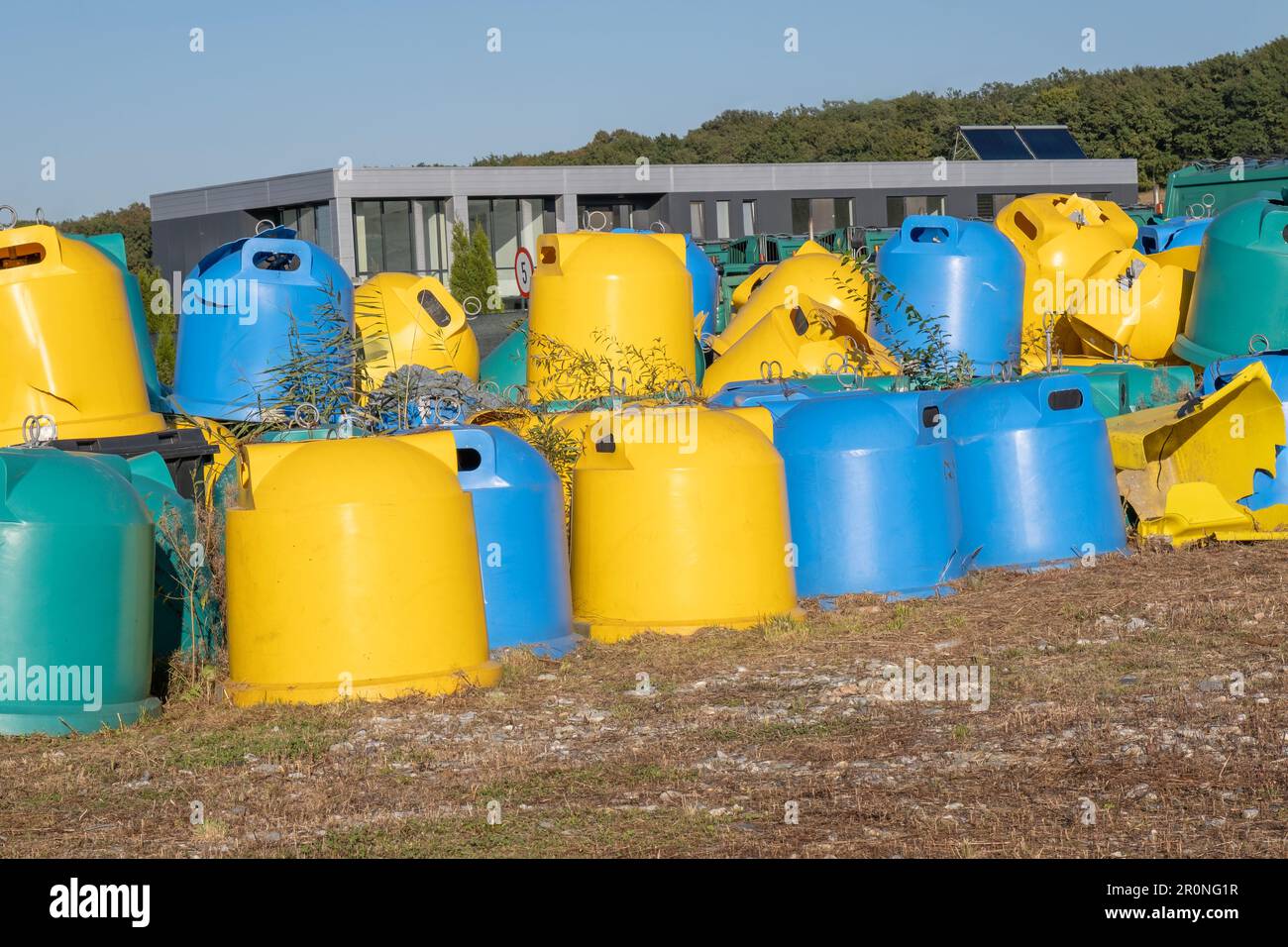 Discarded plastic glasses hi-res stock photography and images - Alamy
