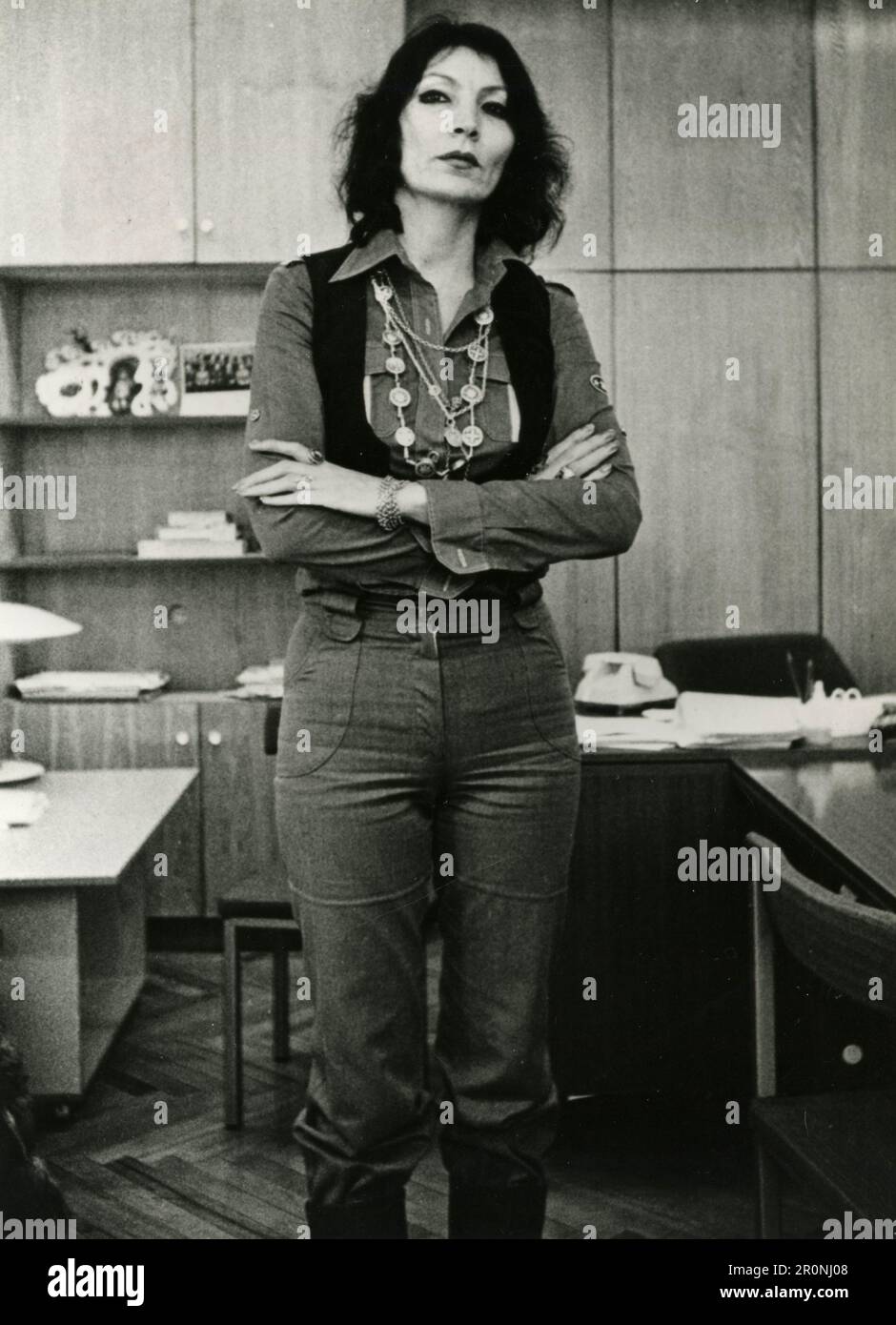 Russian faith healer Ozhuna Eugenia Yuvashevna Davitashvili, Moscow ...