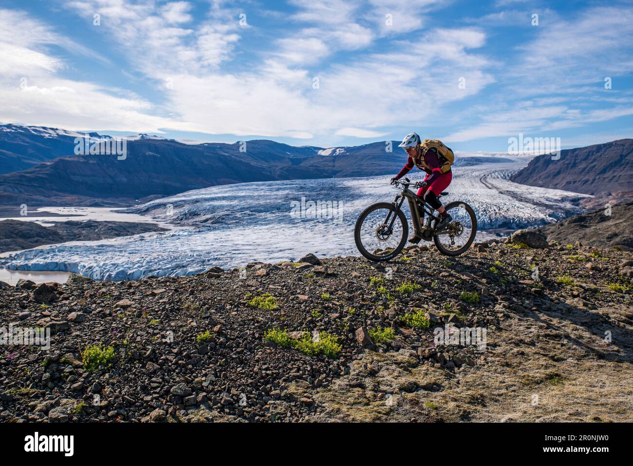 Iceland, road trip, midsummer night, mountain bike, MTB, glacier ...
