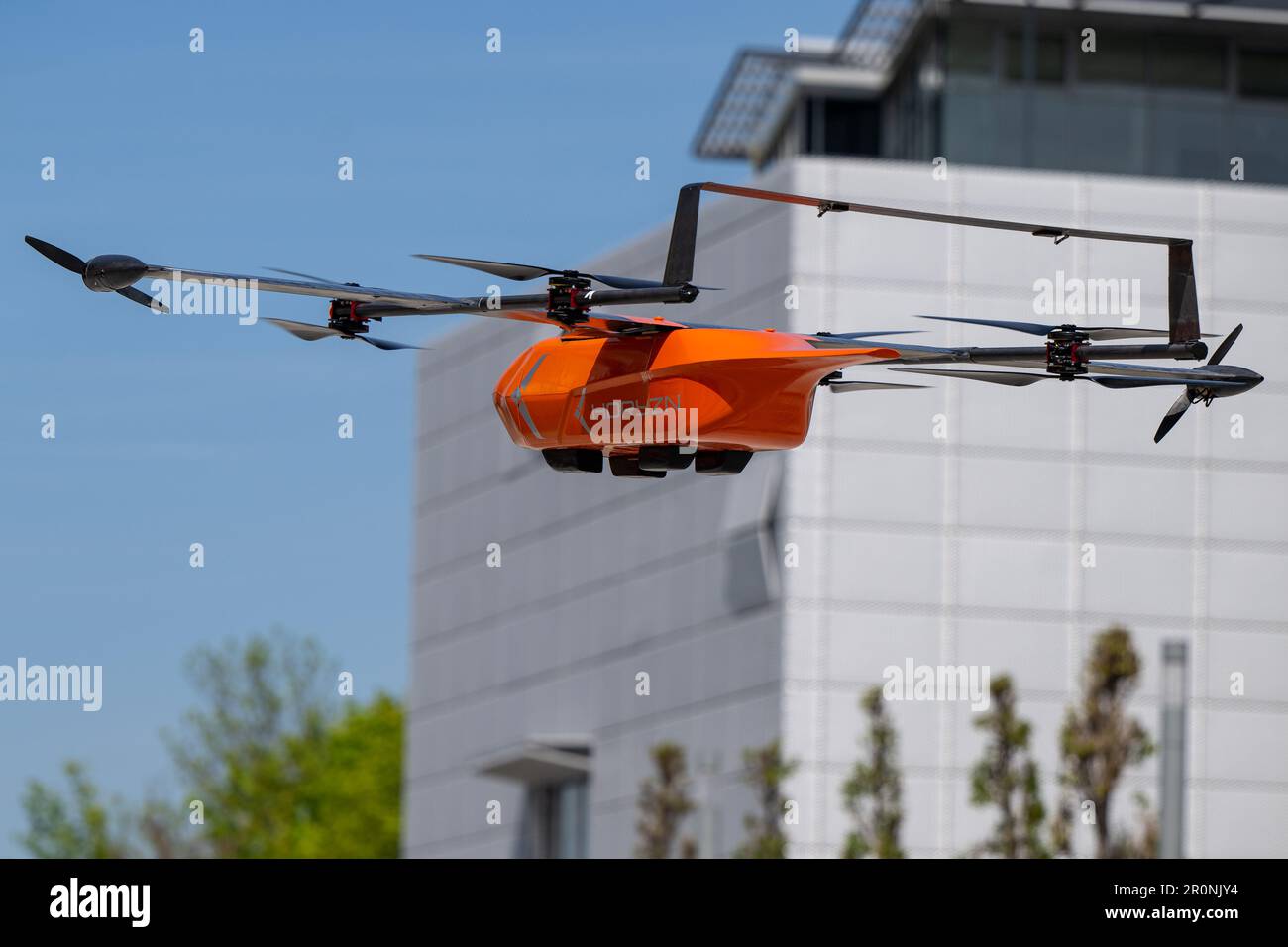 Garching, Germany. 09th May, 2023. The Horyzn drone project's Mission Pulse drone, which can fly ...