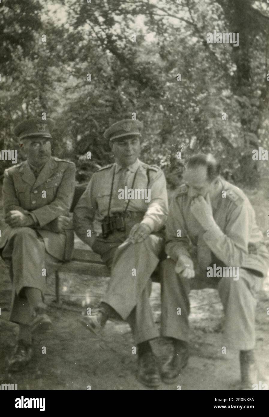 Italian Army officers during the Cremona Infantry Division training ...