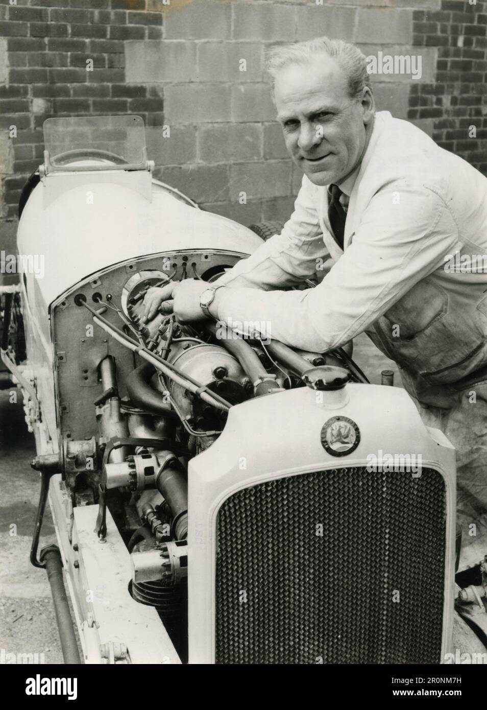 !921 three-litre Vauxhall Villiers racing car under rebuilding by Bill ...