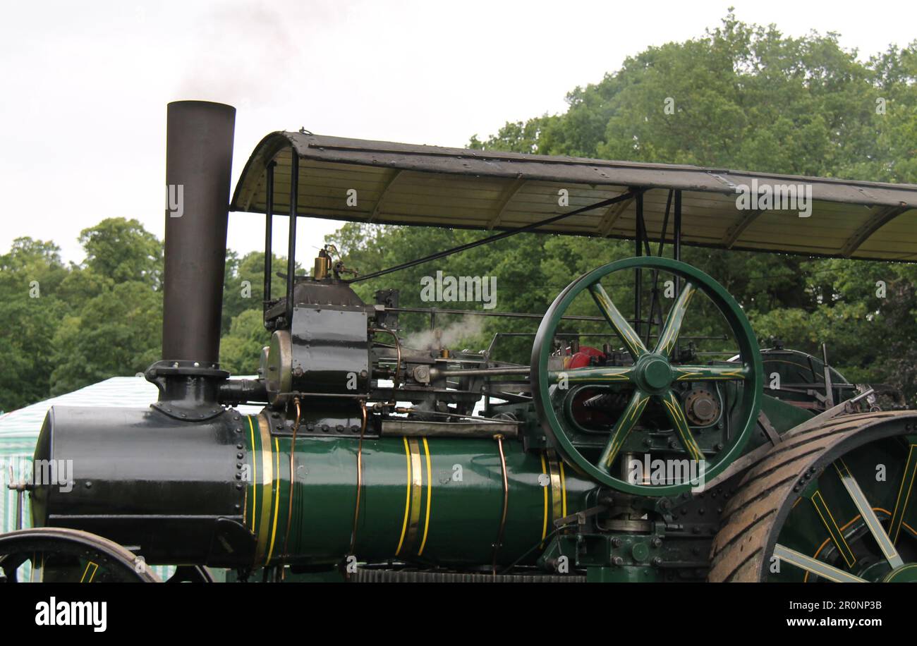 A Powerful Vintage Steam Powered Traction Engine Stock Photo - Alamy