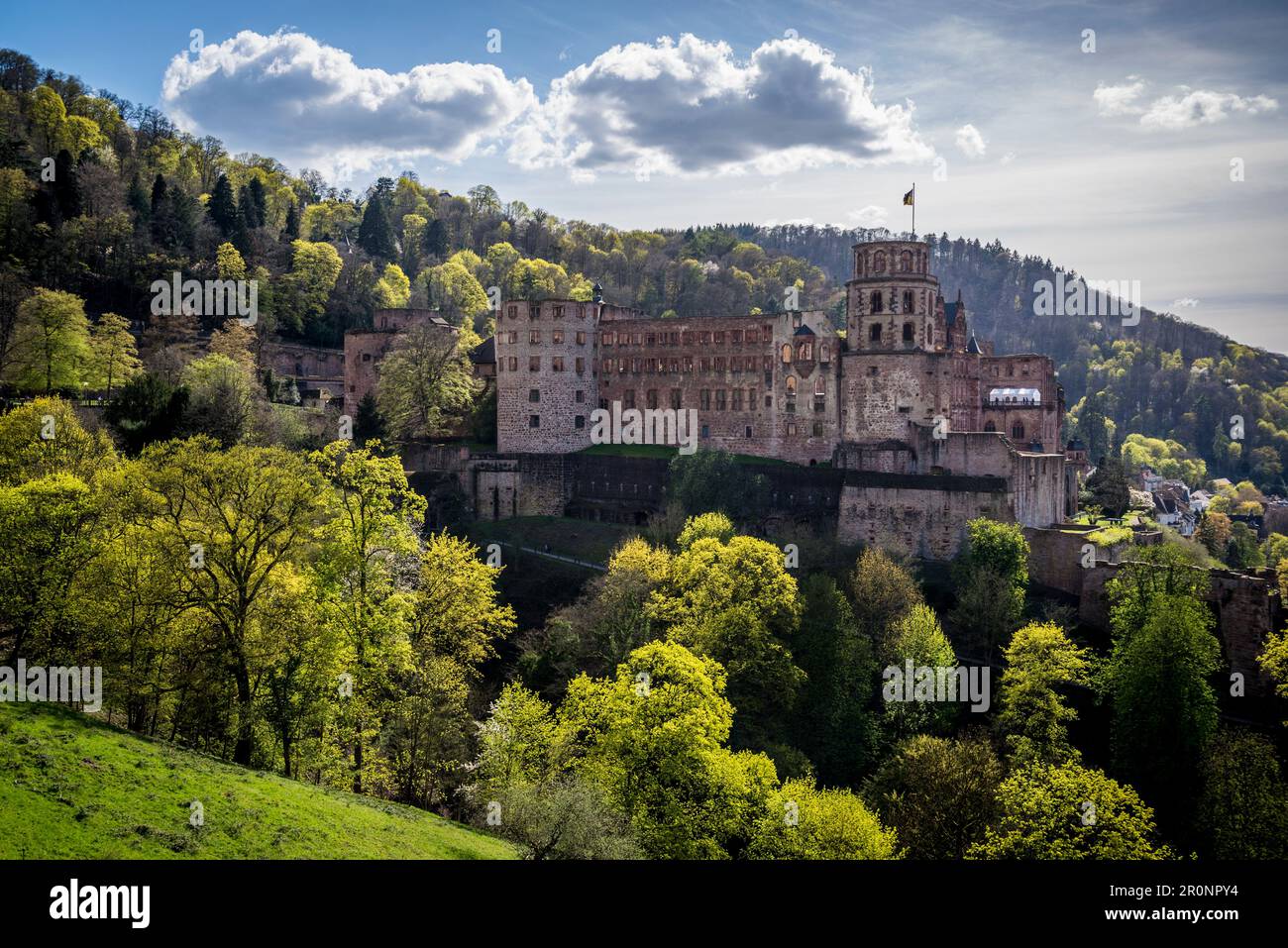 Heidelberg Castle, the ruins are among the most important Renaissance ...