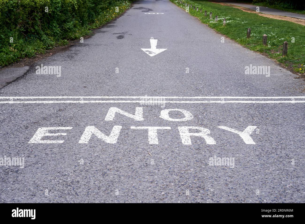 No entry sign painted on asphalt tarmac road surface Stock Photo - Alamy
