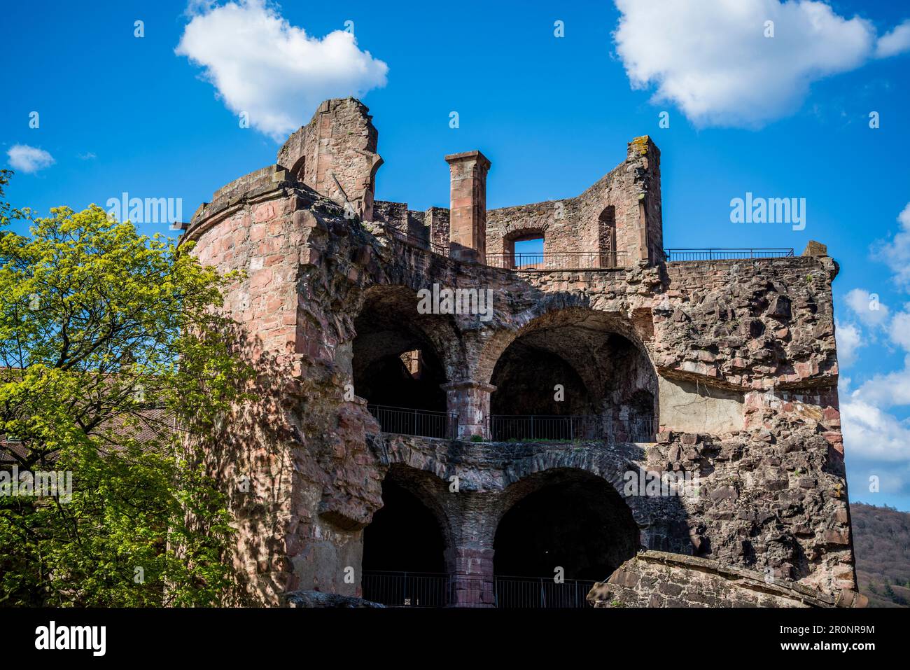 Heidelberg Castle, the ruins are among the most important Renaissance ...