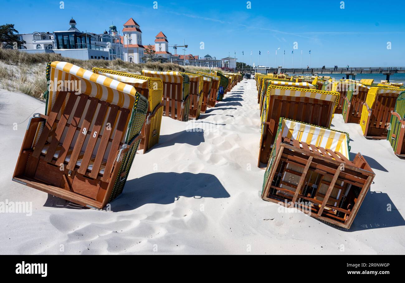 Binz, Germany. 09th May, 2023. Beach chairs stand in sunny weather on ...