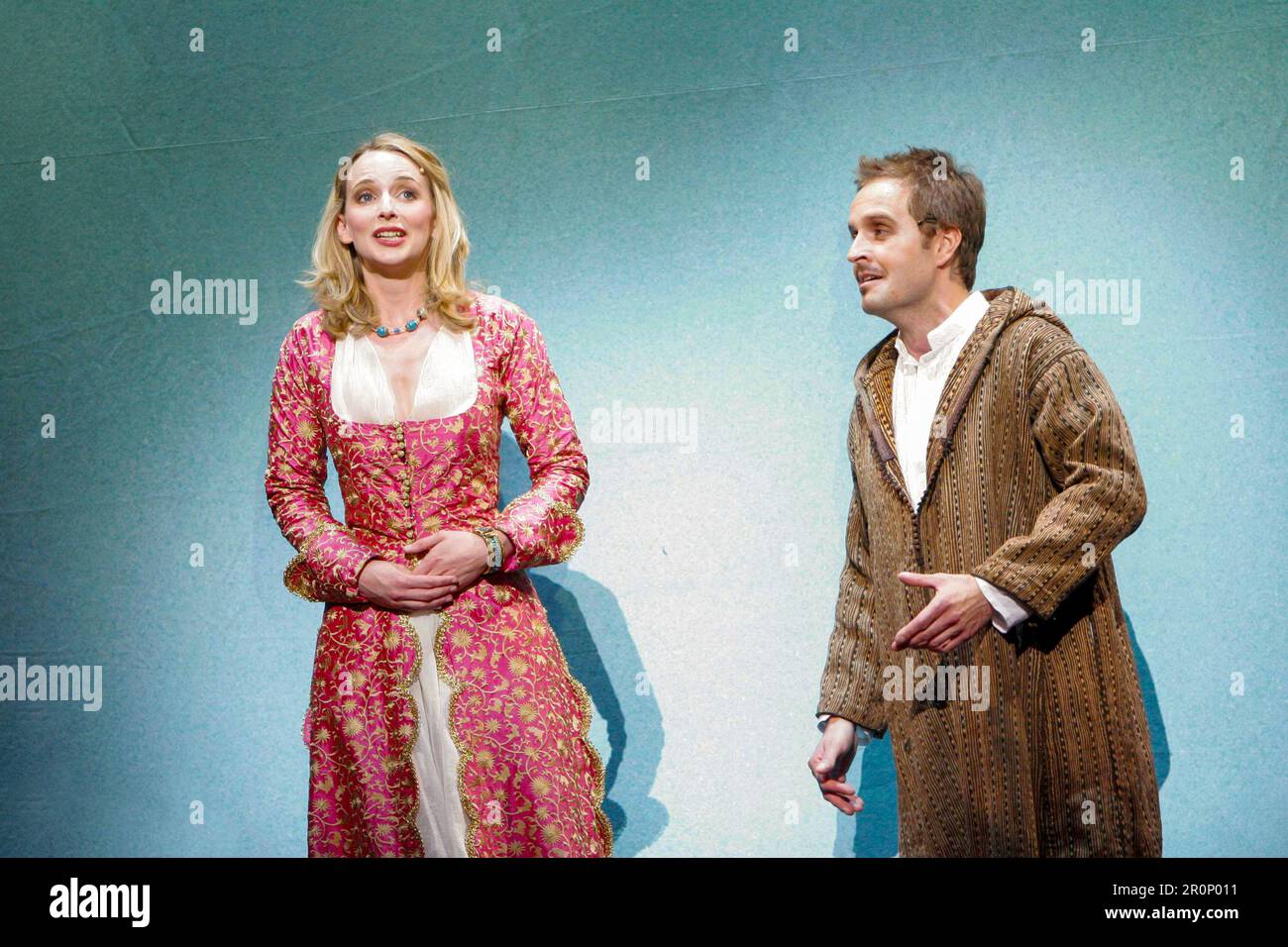 Sarah Tynan (Marsinah), Alfie Boe (The Caliph) in KISMET at English ...