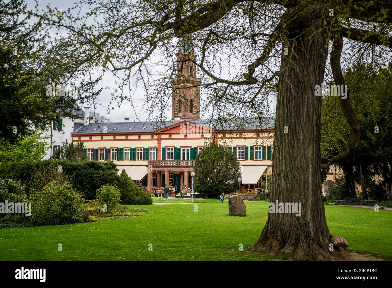 Schlosspark, an estate with a park, Weinheim, Baden-Württemberg ...