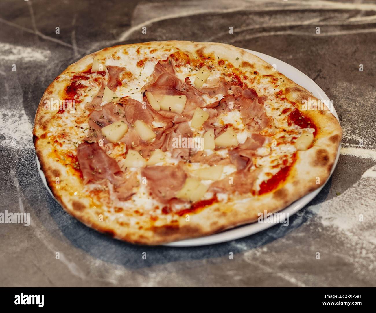 The real Neapolitan pizza with sourdough and fresh and natural ...
