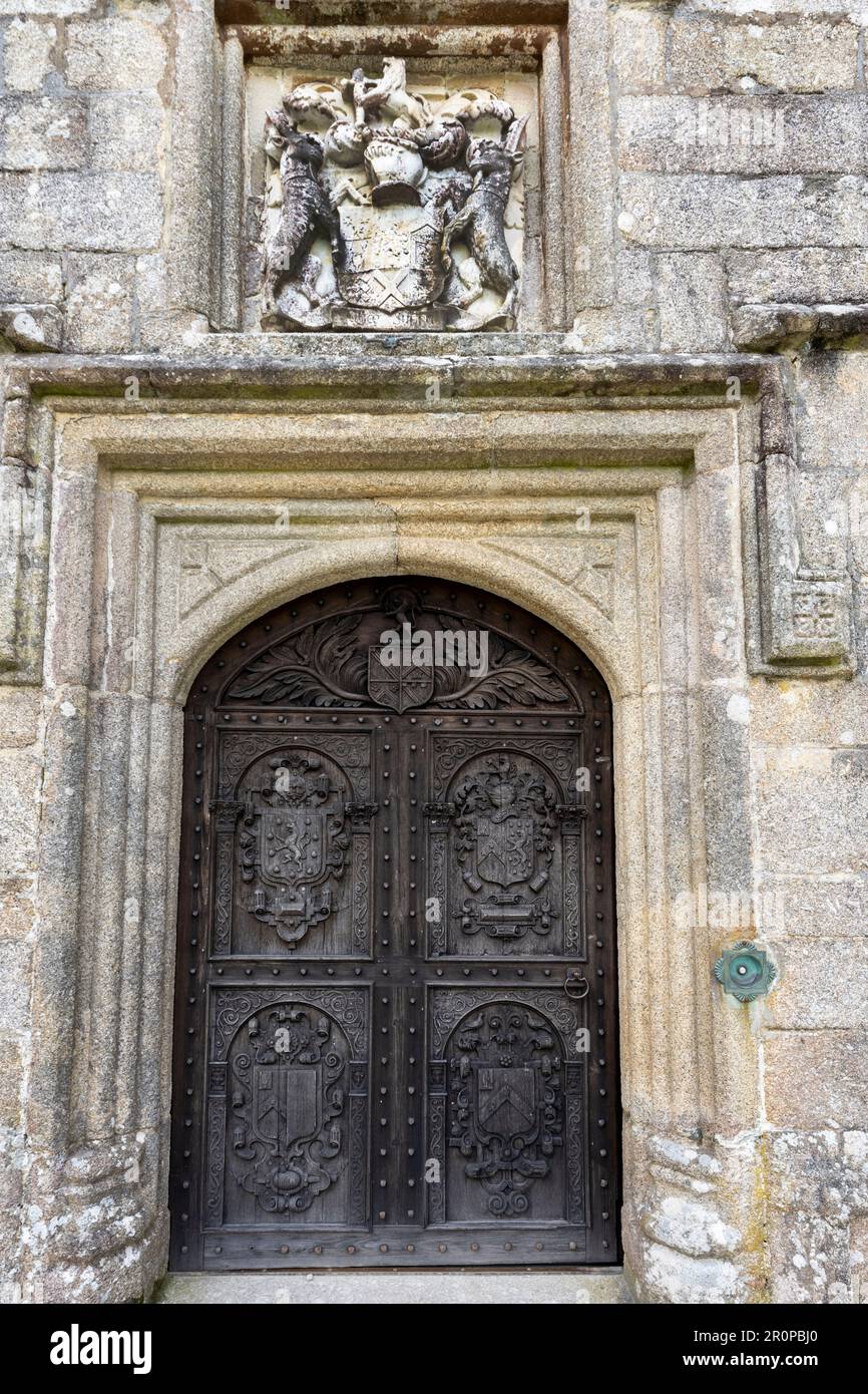 Lanhydrock House- jacobean country mansion - Bodmin, Cornwall, England ...