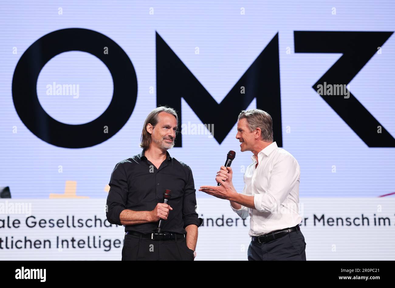 Hamburg, Germany. 09th May, 2023. Markus Lanz (r), presenter and ...