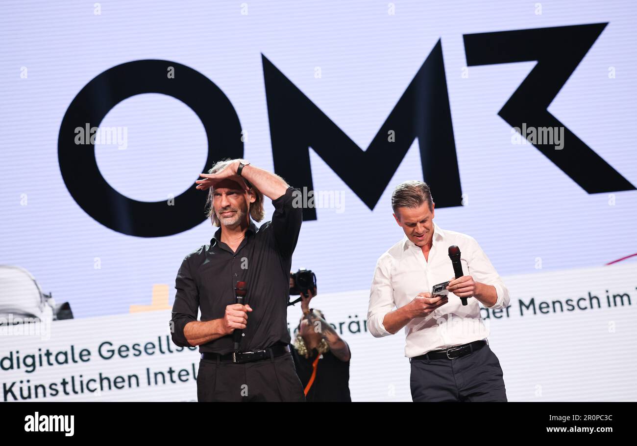 Hamburg, Germany. 09th May, 2023. Markus Lanz (r), presenter and journalist, and Richard David ...