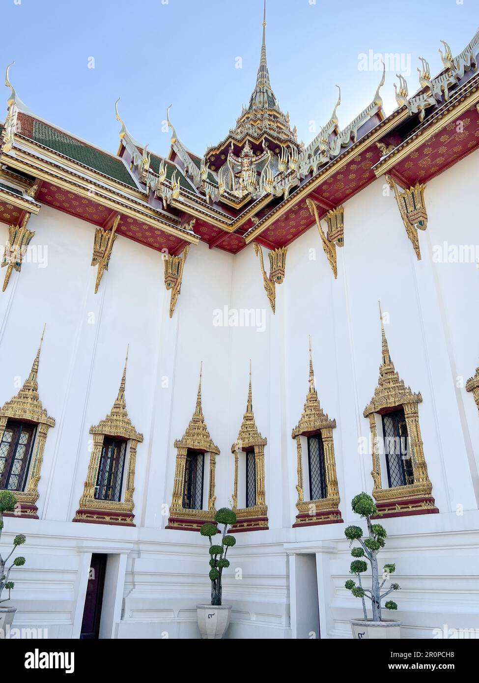 The iconic Golden Mount Temple (Wat Saket) located in Bangkok, Thailand Stock Photo - Alamy