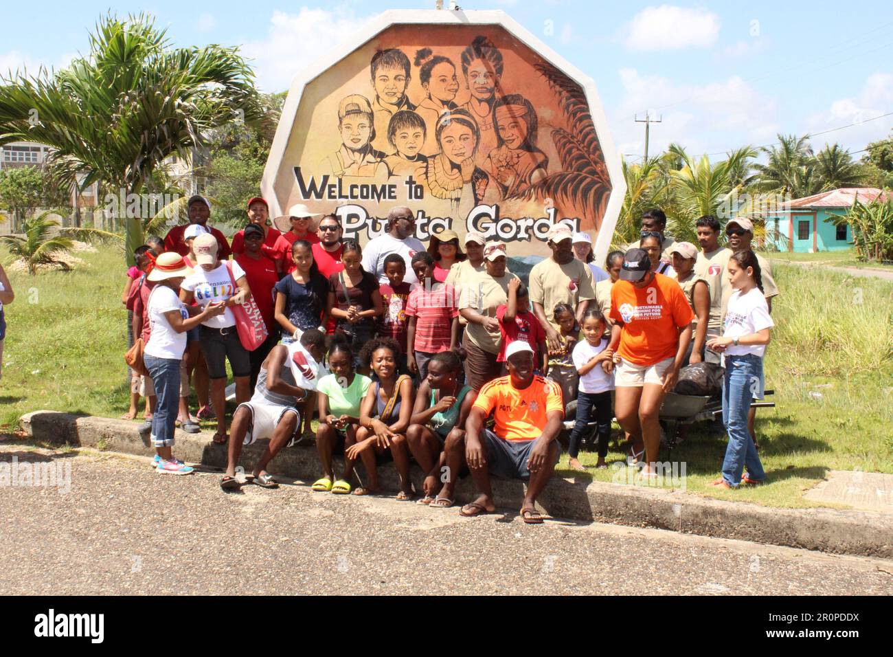 PUNTA GORDA, BELIZE - August 22, 2015 town clean up day group photo at ...