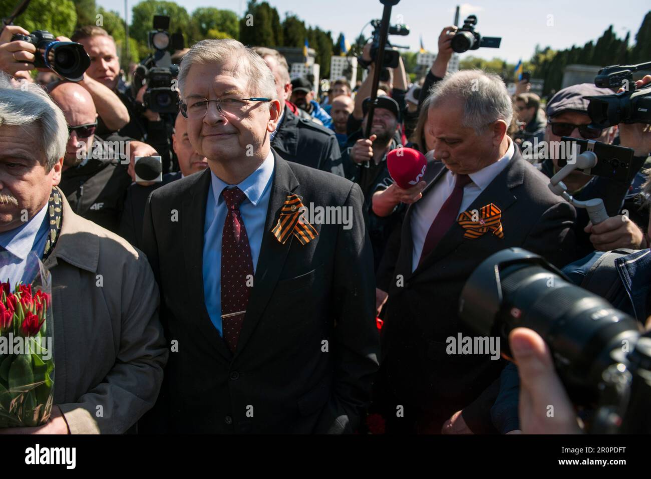 Russia's ambassador to Poland, Sergey Andreev and his delegation are ...
