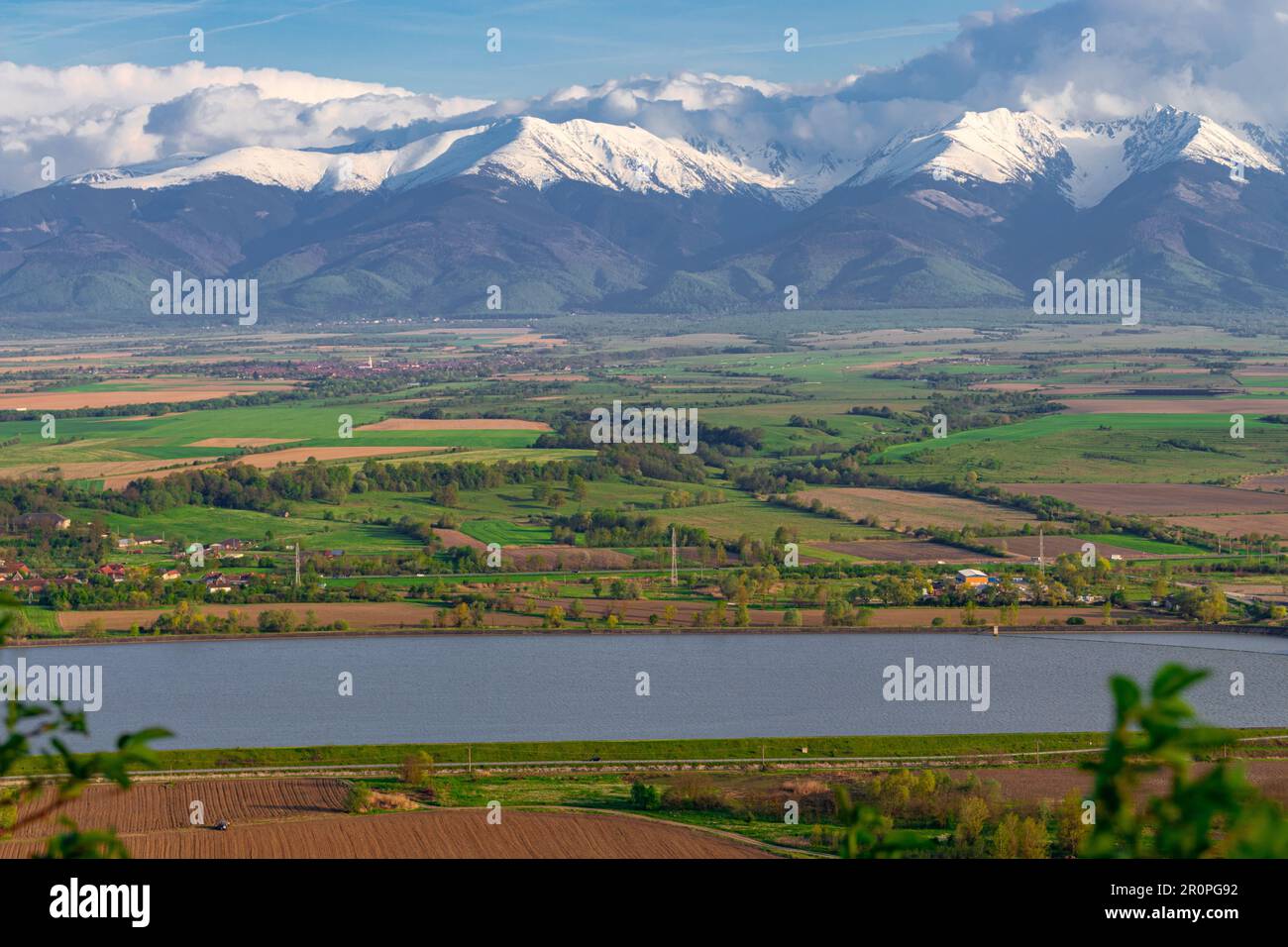 Photography of the beautiful Transylvanian landscape with countryside ...