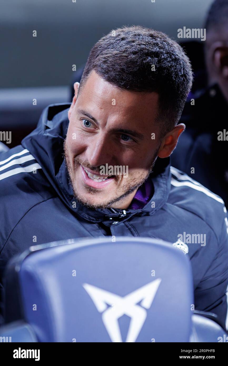 BARCELONA - APR 5: Hazard sits on the bench during the Copa del Rey ...