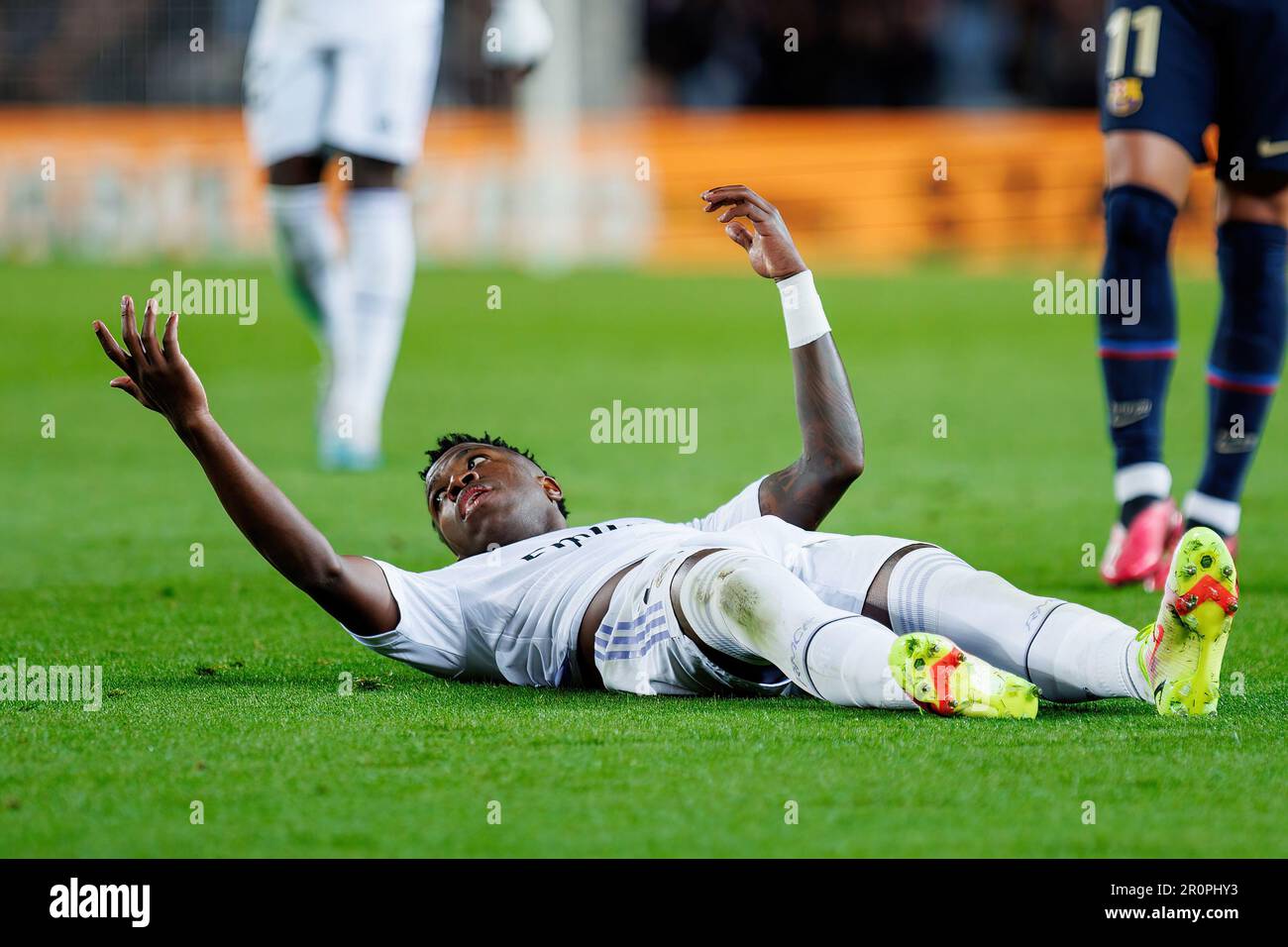 BARCELONA - APR 5: Vinicius in action during the Copa del Rey match ...