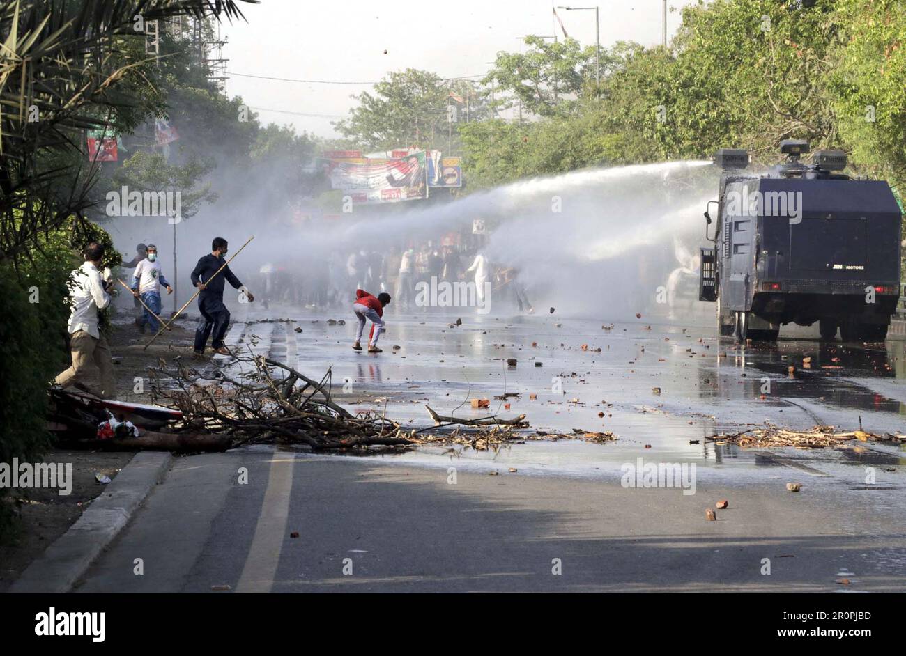 Police officials restore baton charge, fired tear gas shells and used ...