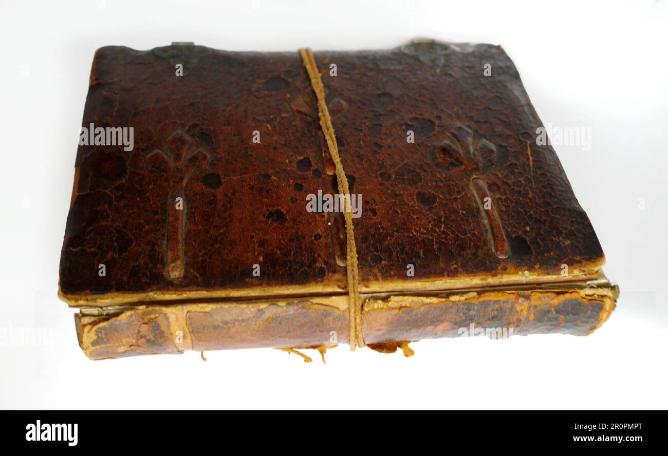 Book spine string hi-res stock photography and images - Alamy