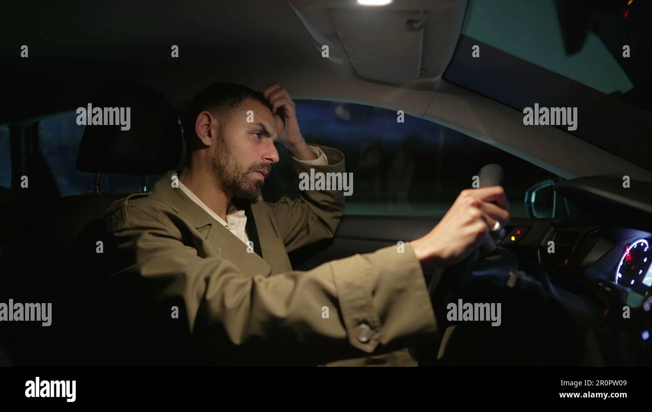 Paying attention while driving hi-res stock photography and images - Alamy