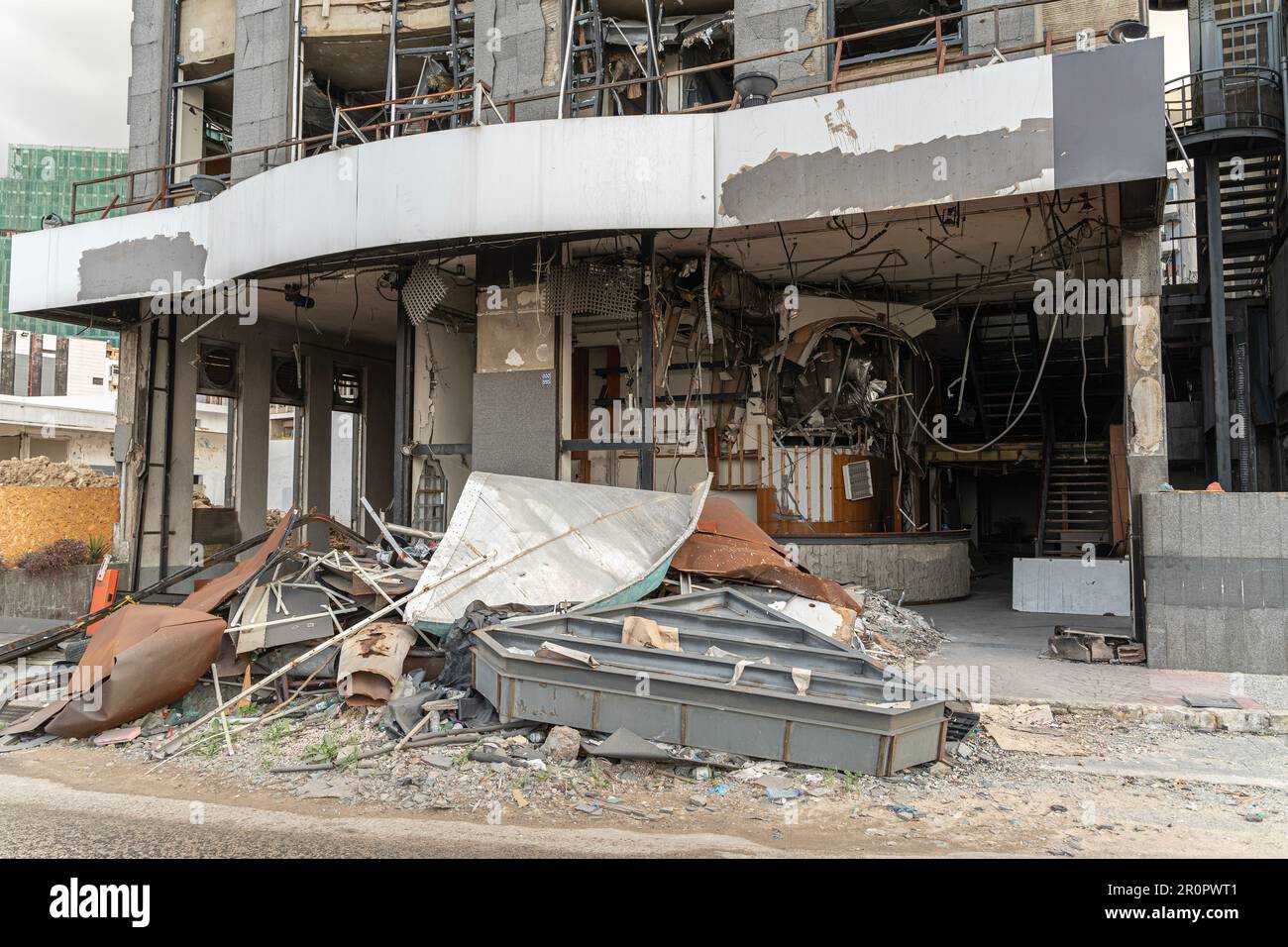 ffice building in Beirut destroyed in an explosion, Beirut, Lebanon ...