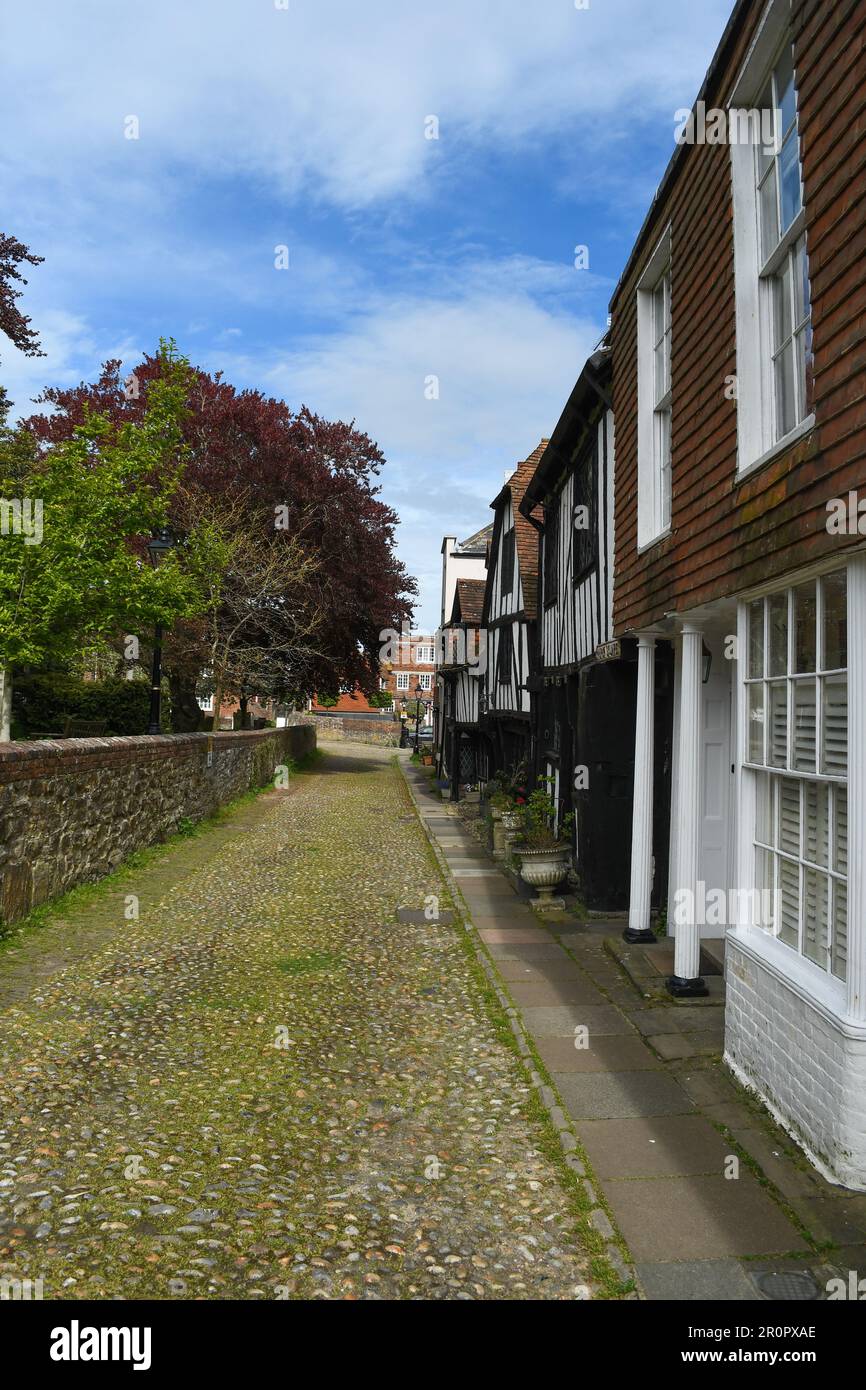 Church square rye houses hi-res stock photography and images - Alamy
