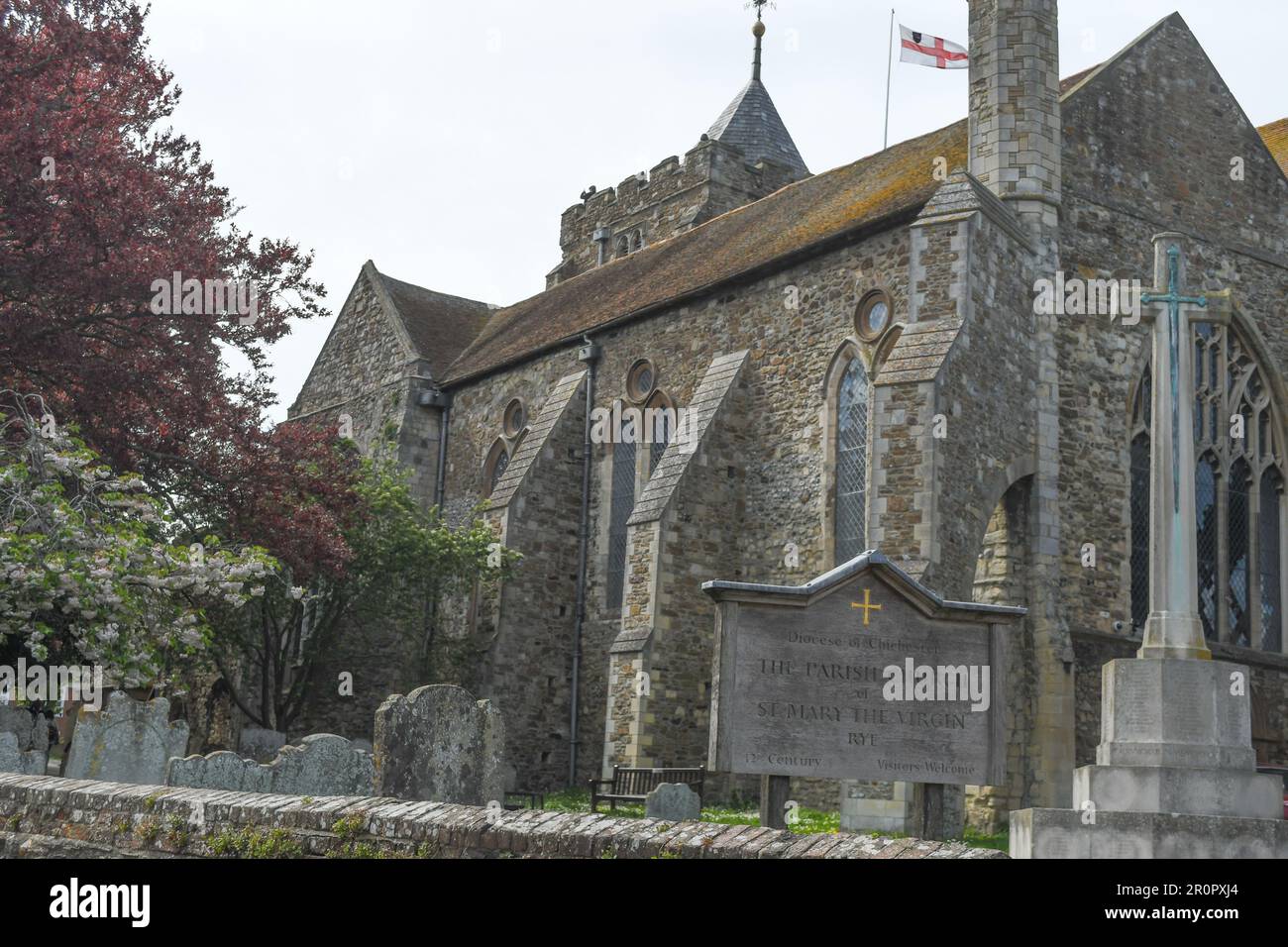 St Mary's church Rye Stock Photo - Alamy