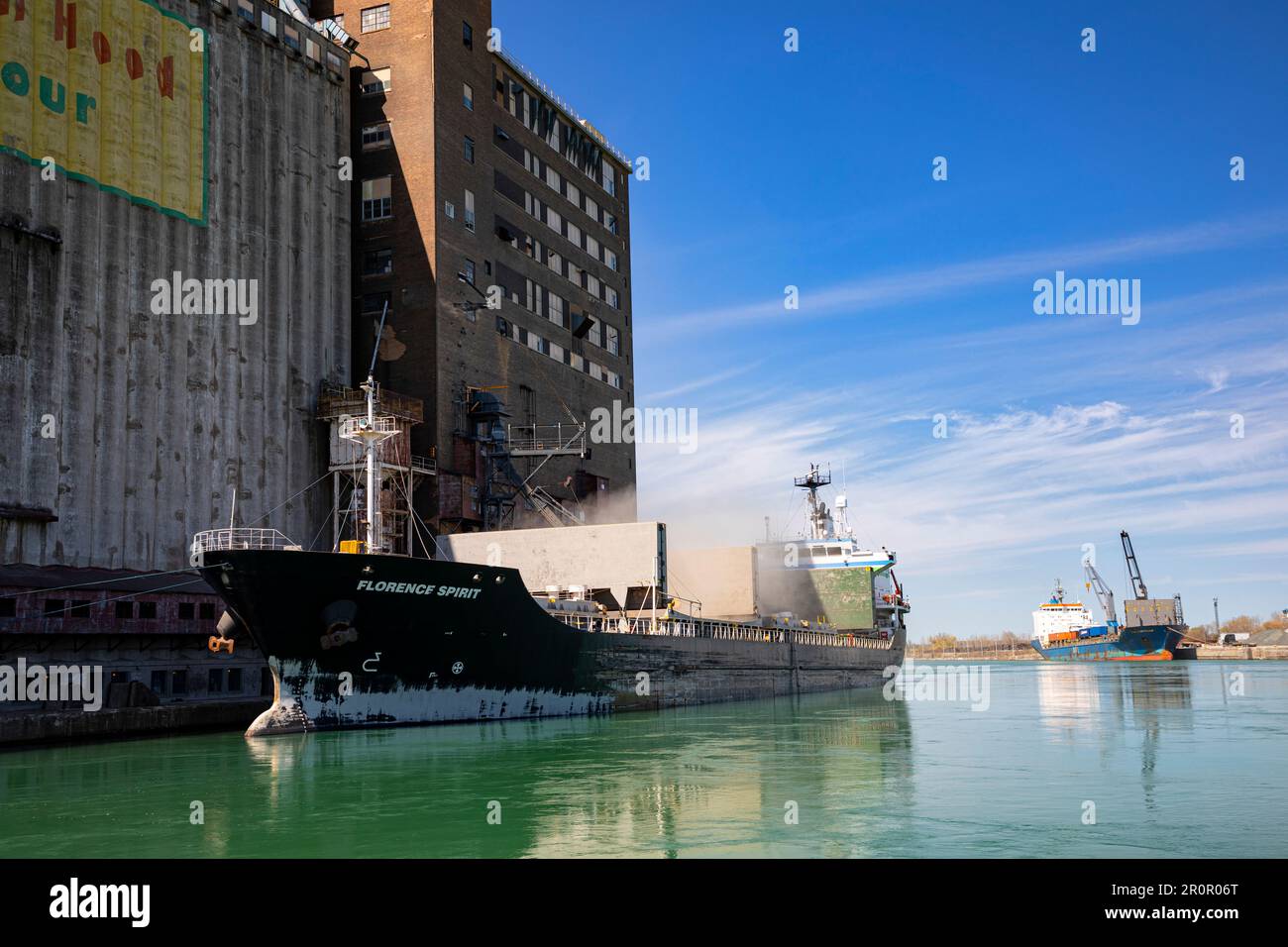 Former Robin Hood silos and mill in Port Colborne Ontario Stock Photo ...
