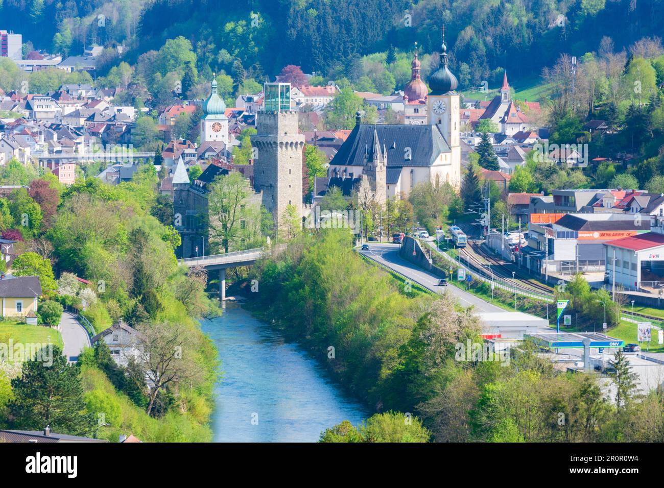 Waidhofen city center with schloss rothschild castle hi-res stock ...