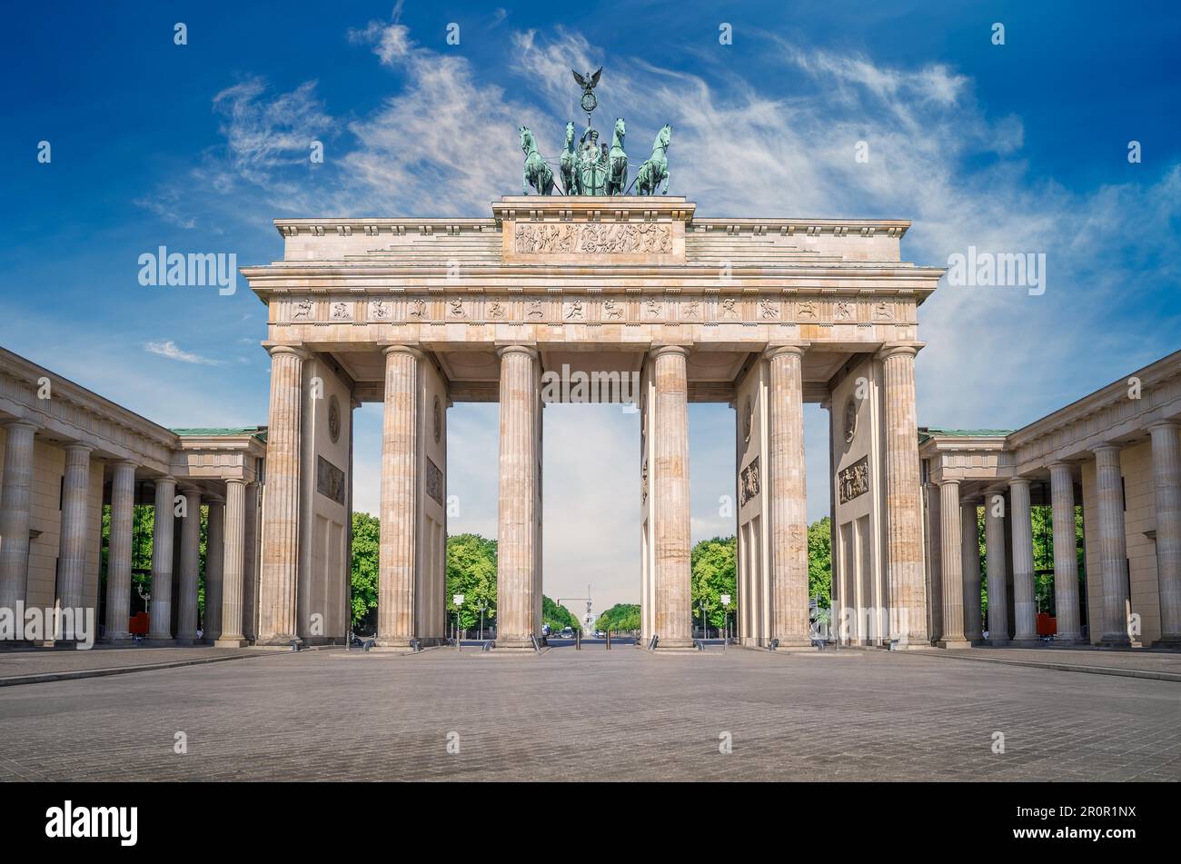 famous brandenburg gate in berlin Stock Photo - Alamy