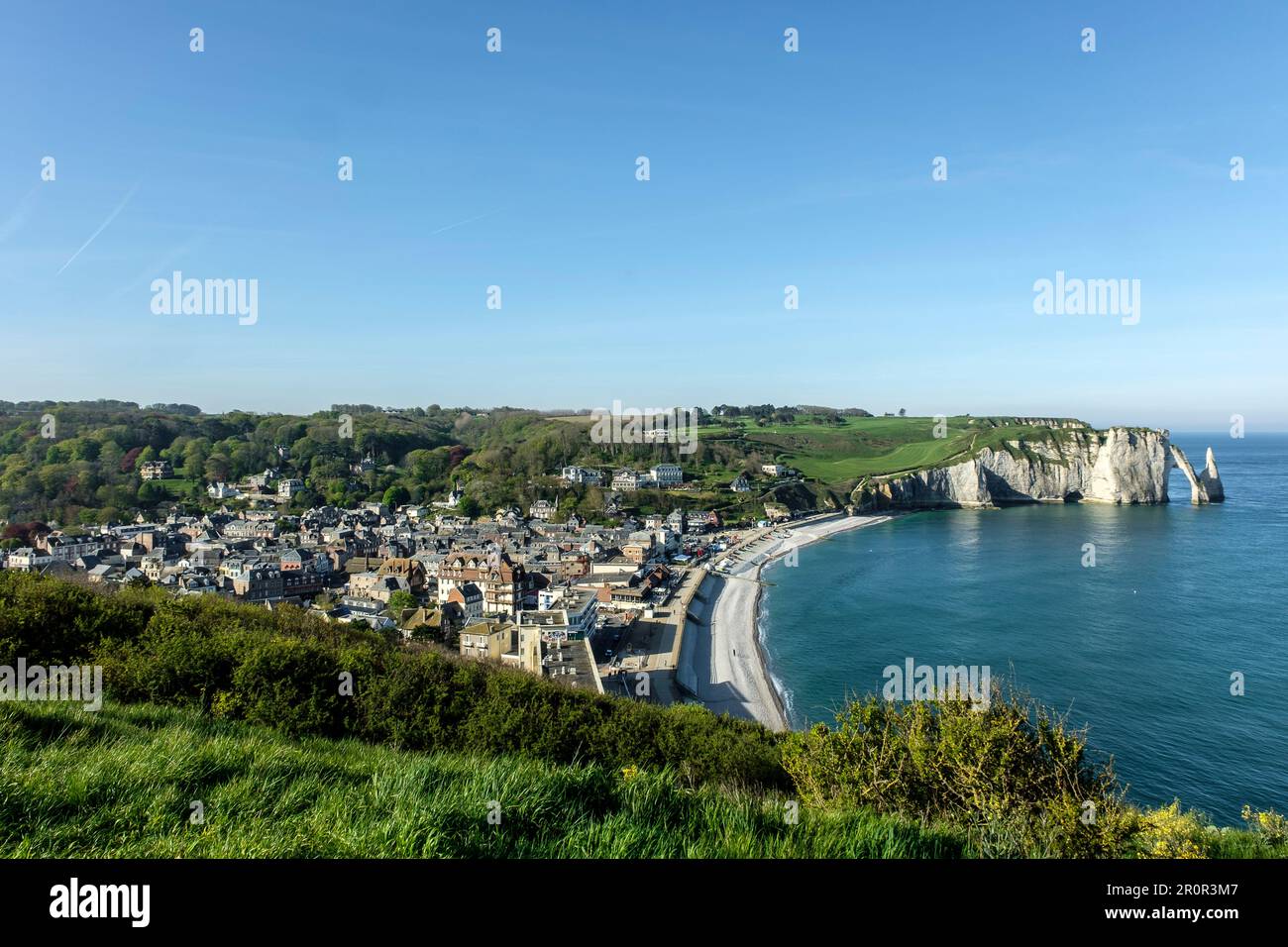 Great arches of etretat hi-res stock photography and images - Alamy