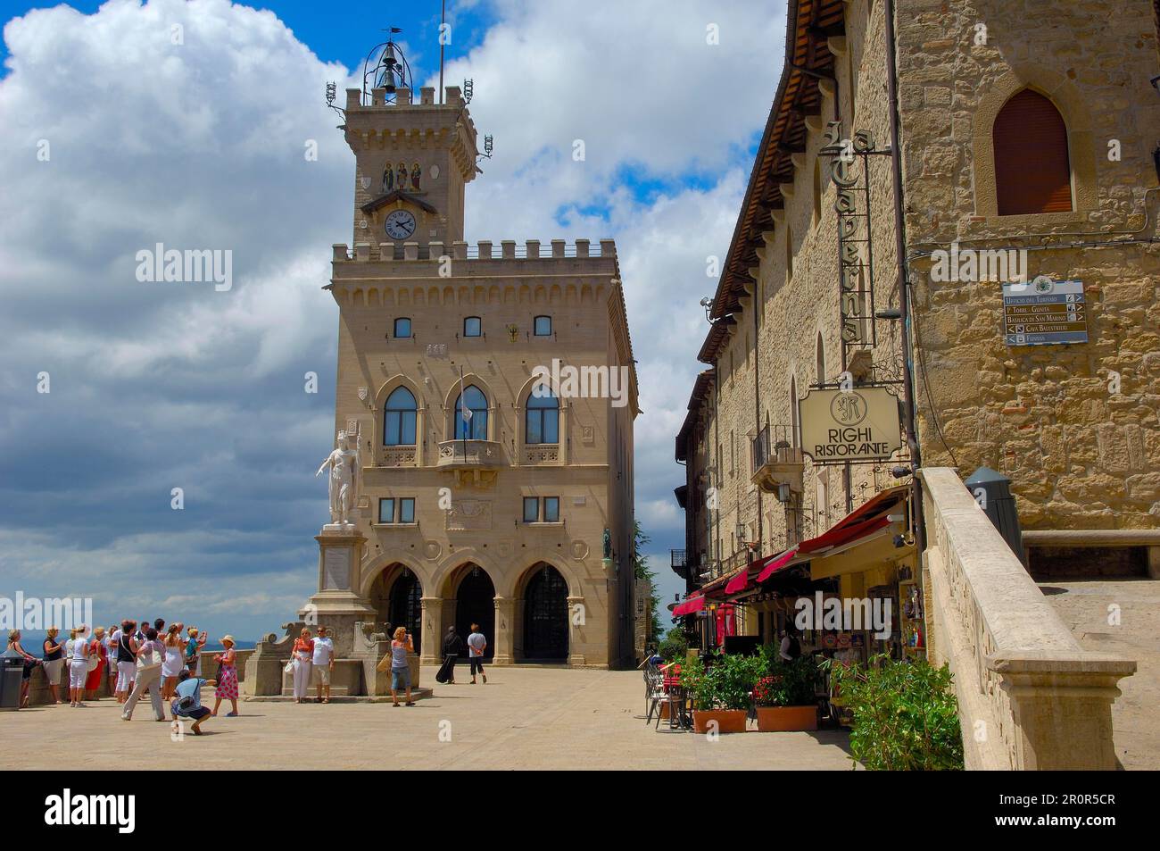 San Marino, Palazzo Pubblico, Piazza della Liberta, Statue of Liberty ...