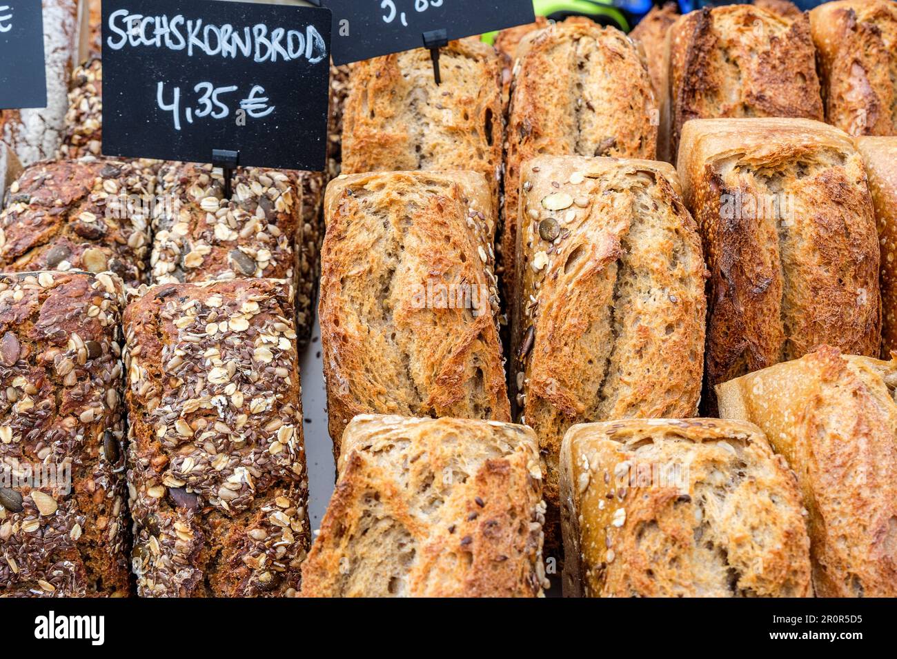 Different kind of bread and pastries | Diverses sortes de pains et de ...