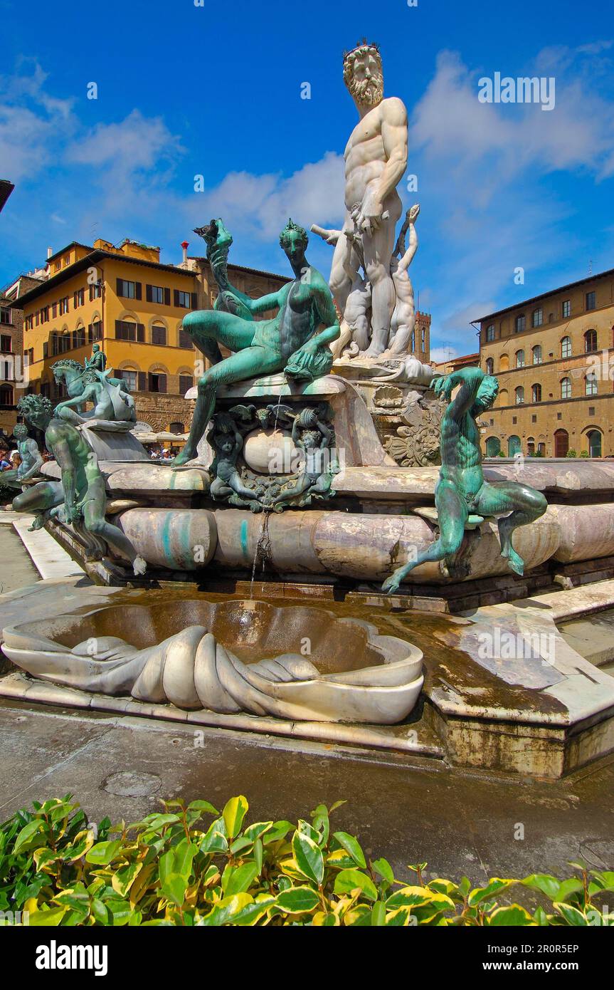 Florence, Fountain of Neptune, La Signoria Square, Piazza della ...