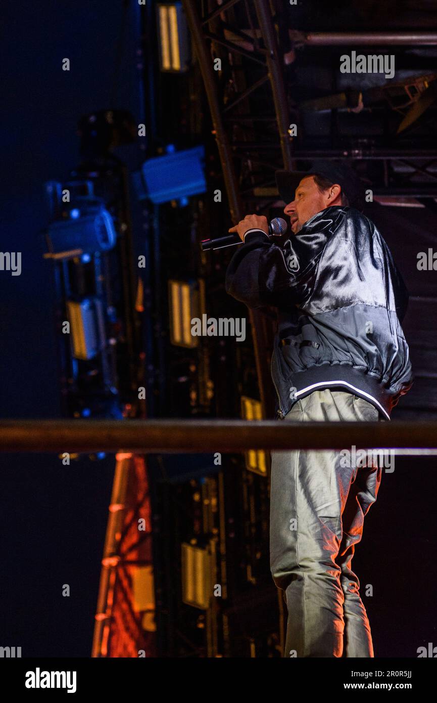 Martin Solveig plays live on the Place des Palais of Brussels for the ...