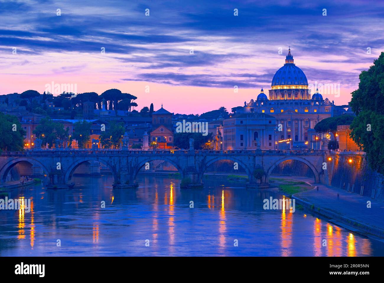 St. Peter's Basilica, Ponte Sant' Angelo, Sant'Angelo Bridge, Tiber ...