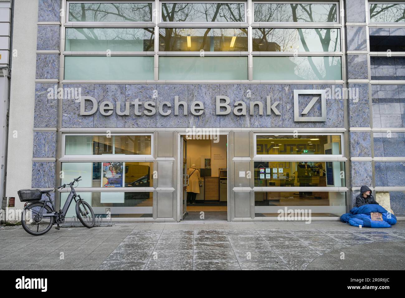 Berlin deutsche bank building hi-res stock photography and images - Alamy