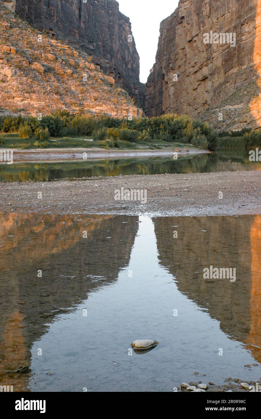 Santa elena canyon vertical hi-res stock photography and images - Alamy