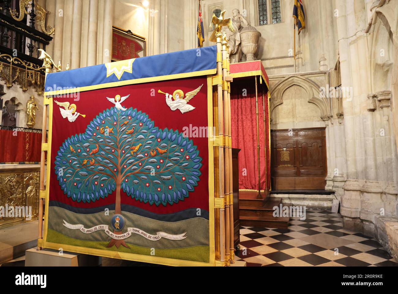 Anointing Screen in Westminster Abbey that was used on May 6th 2023 ...
