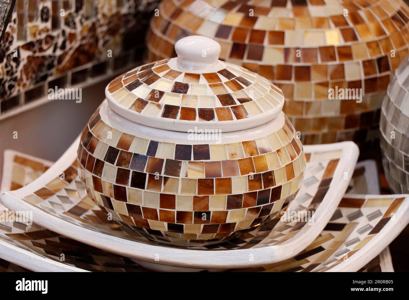 modern designed arabic middle eastern colorful clay pottery displays in ...