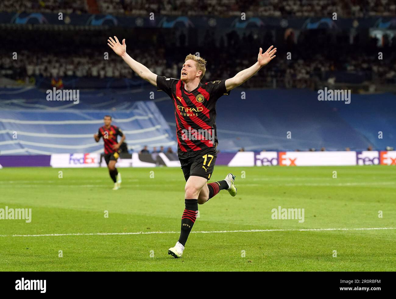 Manchester City's Kevin De Bruyne celebrates scoring their side's first ...