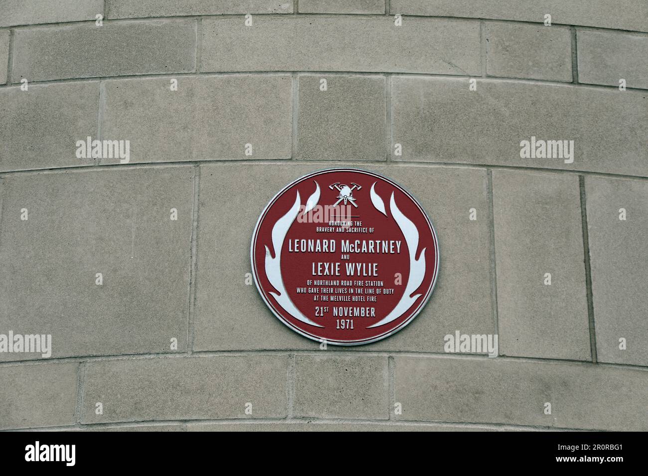 Leonard mccartney hi-res stock photography and images - Alamy