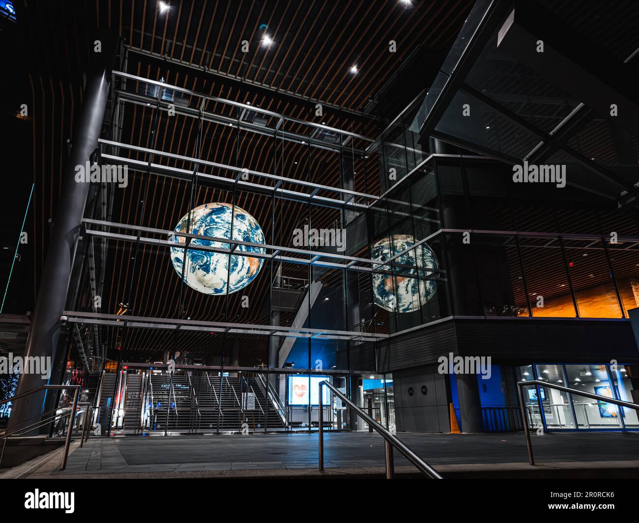 Globe installation hi-res stock photography and images - Alamy