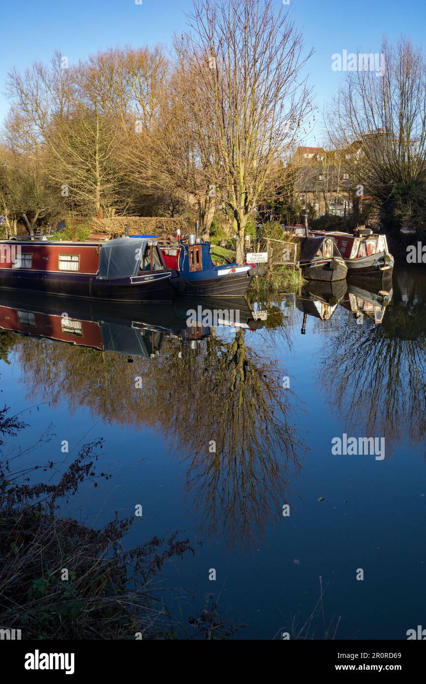 The Maltings the mooring on the River Stort, (Lee & Stort canal) four ...