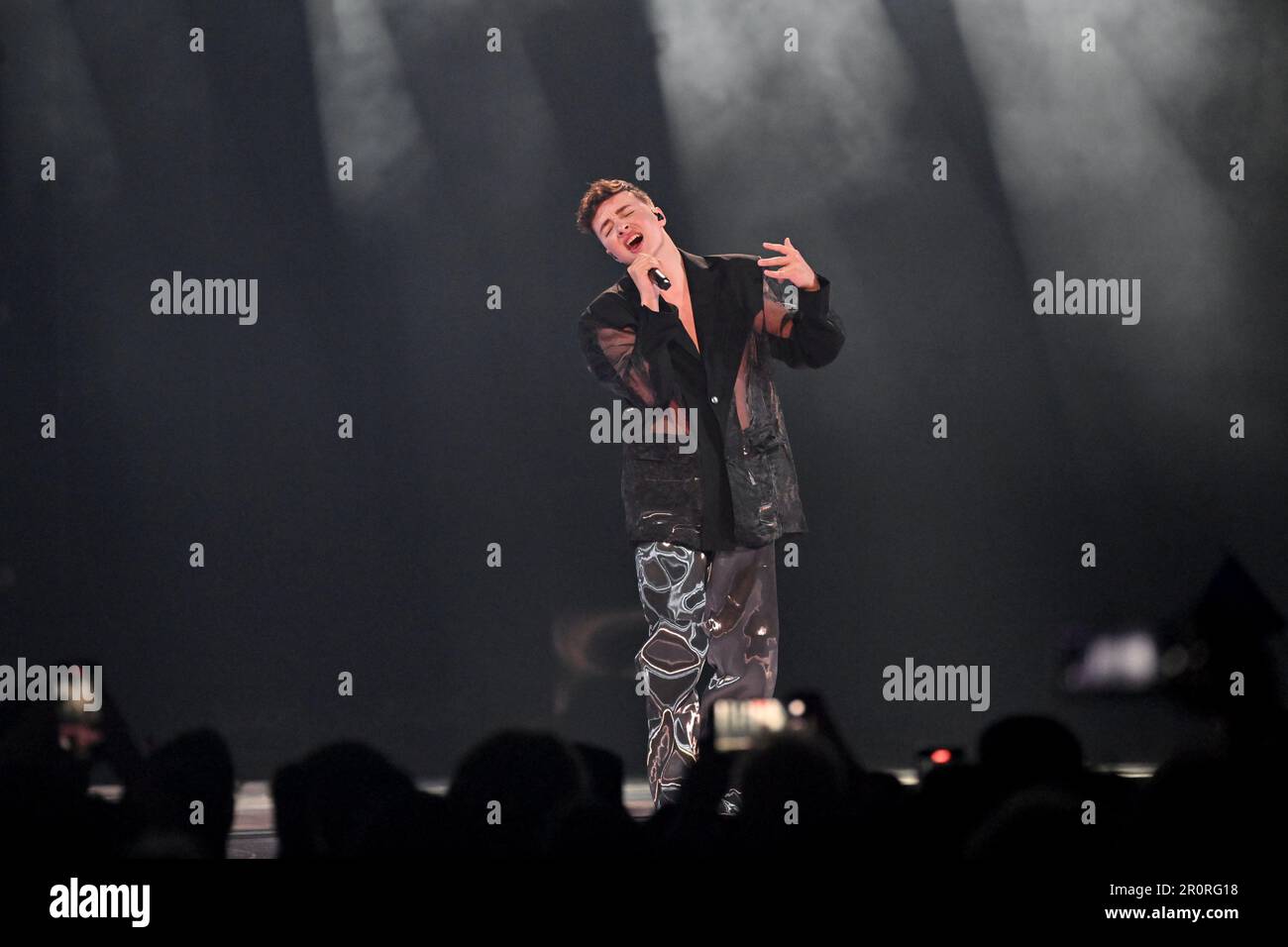 Liverpool, UK. 09th May, 2023. Remo Forrer from Switzerland sings ...