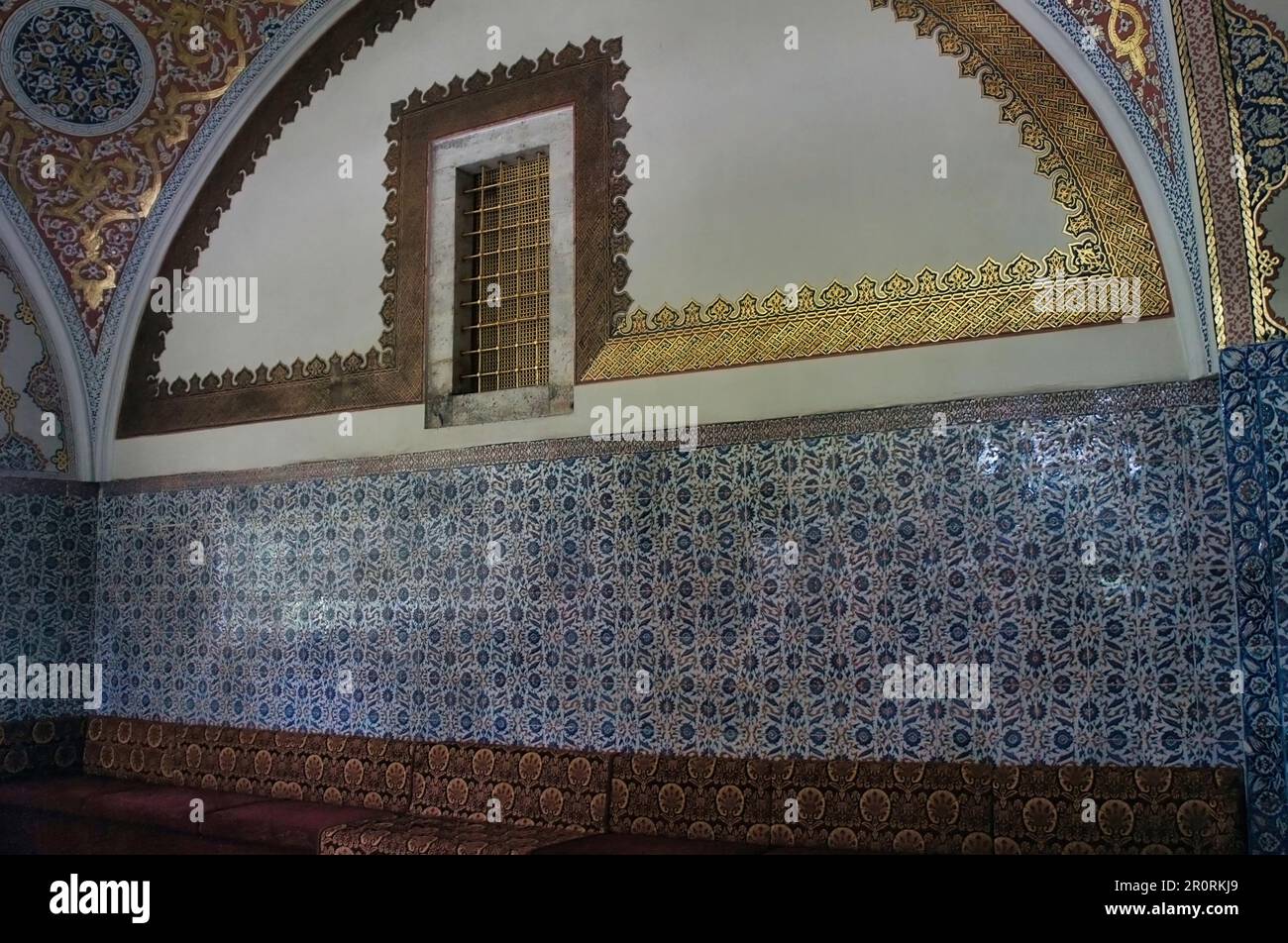 Topkapi Palace is a historical museum in Istanbul, it was the primary ...