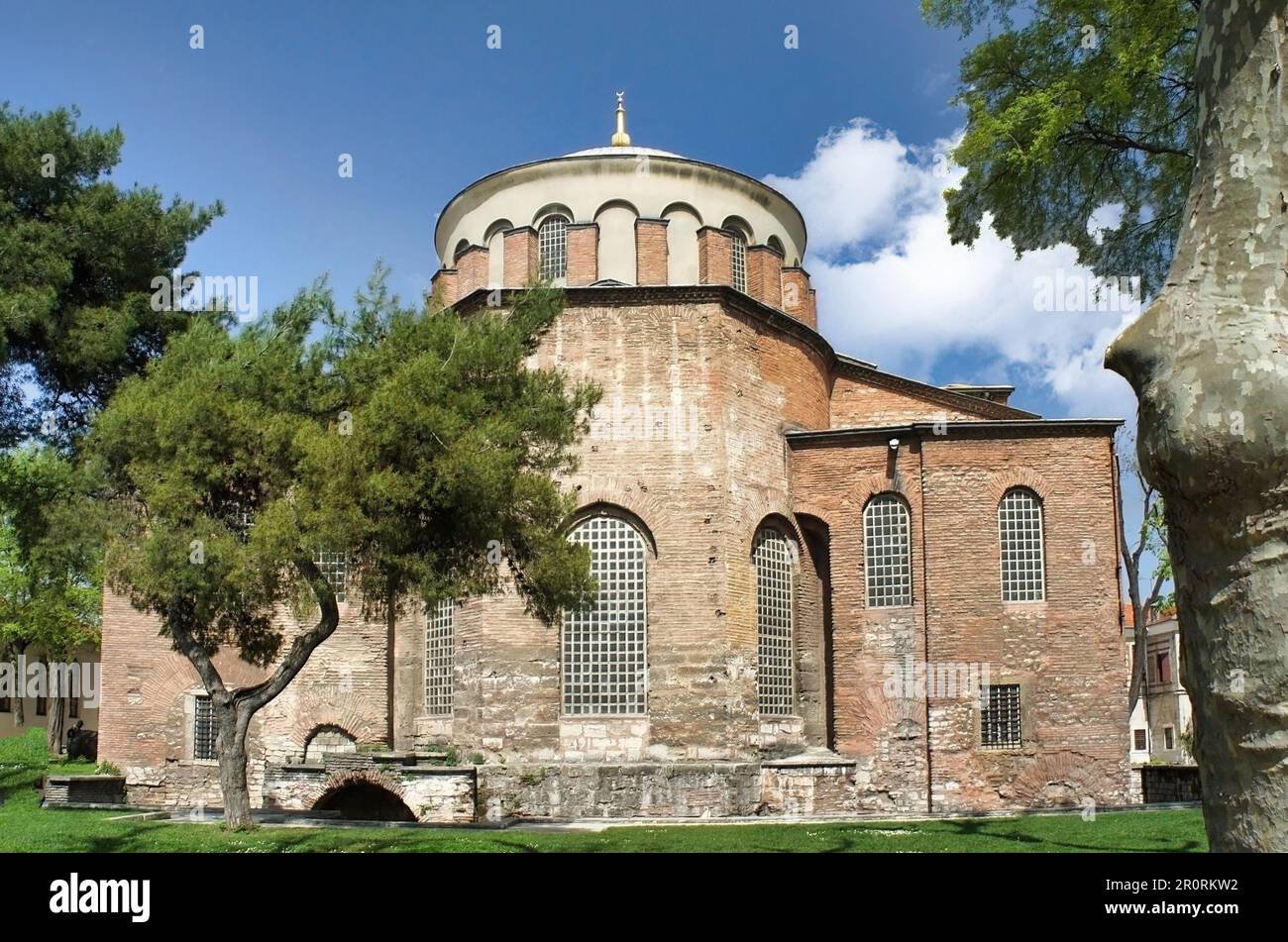 Topkapi Palace is a historical museum in Istanbul, it was the primary ...