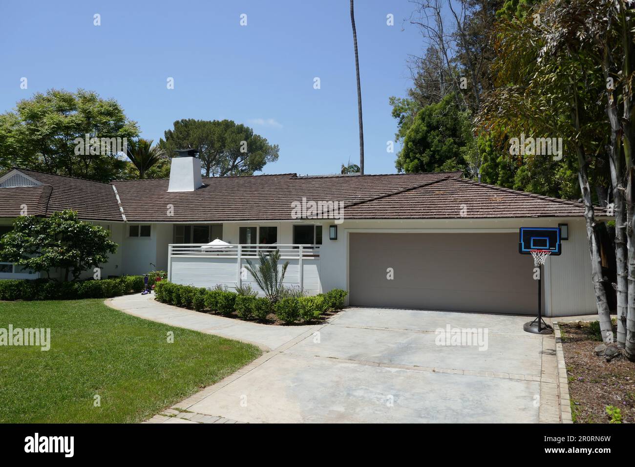 Los Angeles, California, USA 8th May 2023 The Golden Girls House Home ...